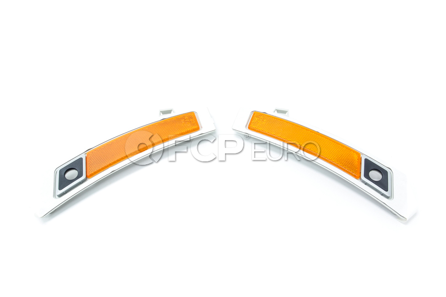 BMW Side Marker Light Set - Genuine BMW 63147274434 | FCP Euro